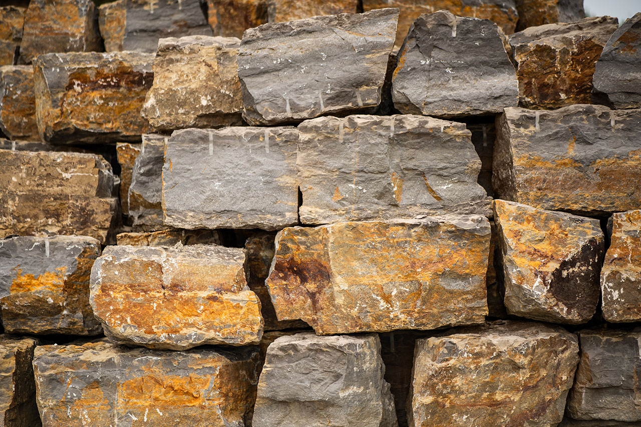 Mauersteine - bws BW Steinbruchbetriebe GmbH & Co. KG